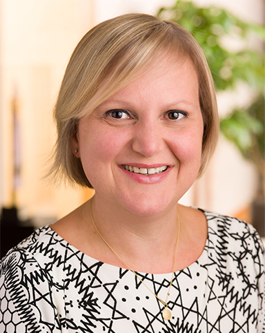 Amy Komoroski Wiwi | Our Lawyers | Lowenstein Sandler LLP